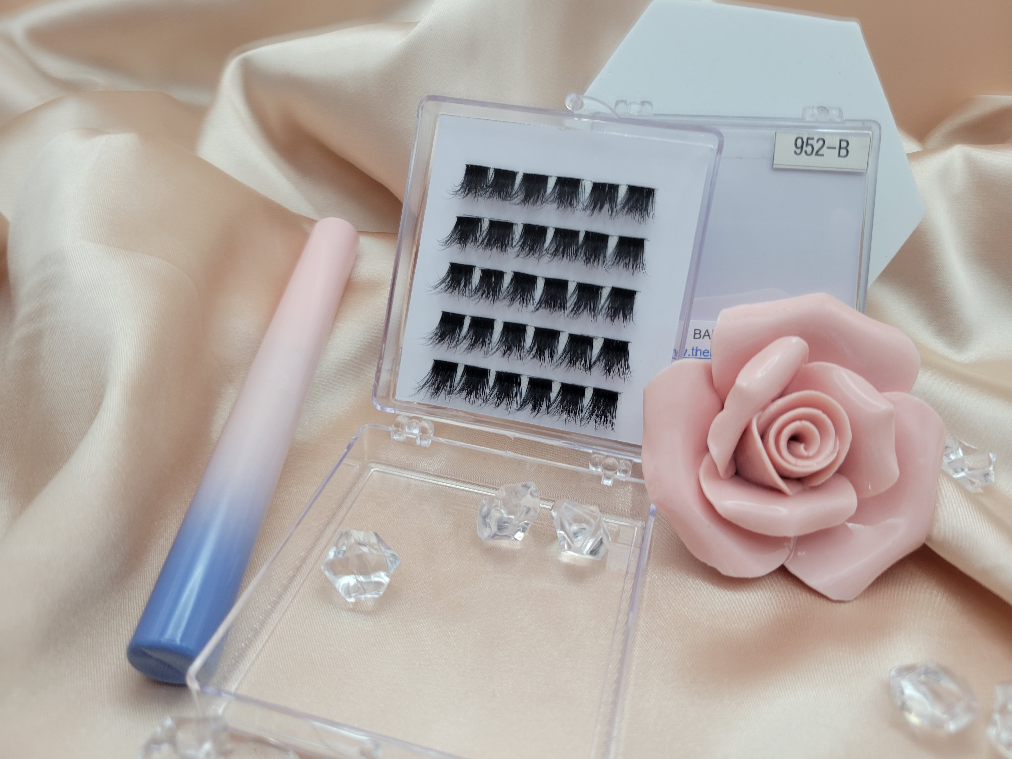 DIY lashes – Bold and beautiful edgy sisters boutique